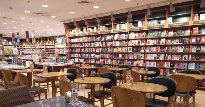 İstanbul'un En İyi Kitapçı ve Kitap Kafeleri| Alem Dergisi