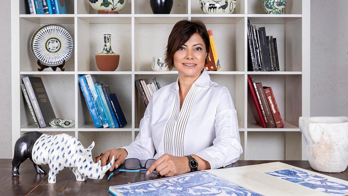 Şebnem Tuna'nın Eserleri Beymen'de| Alem Dergisi